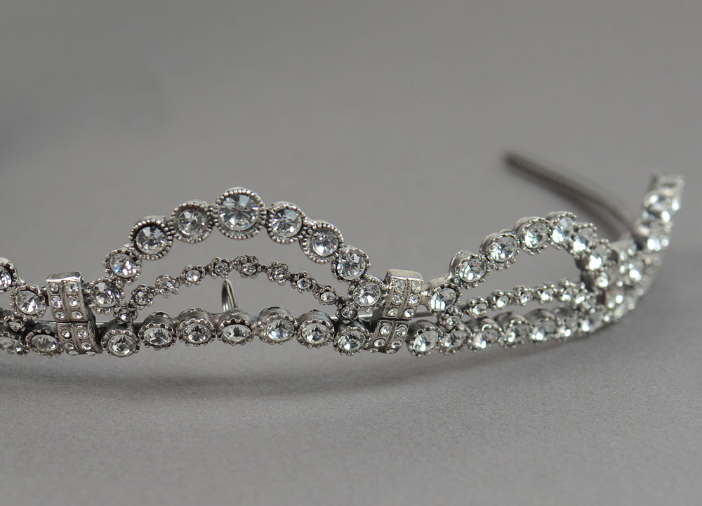 Tiara Grace • López-Linares